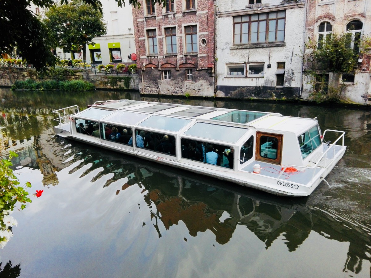 Balade bateaux Gand Balade en bateau avec degustation du vin